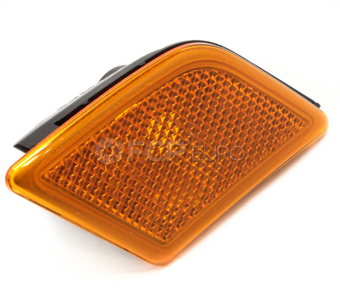 Mercedes Side Marker Light Lens - Genuine Mercedes 2048200121 | FCP Euro