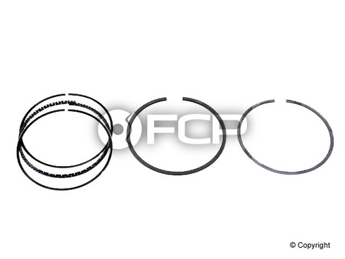 BMW Piston Ring Set 1 Per Piston (E30 E28) - CRP 11251713178 | FCP Euro